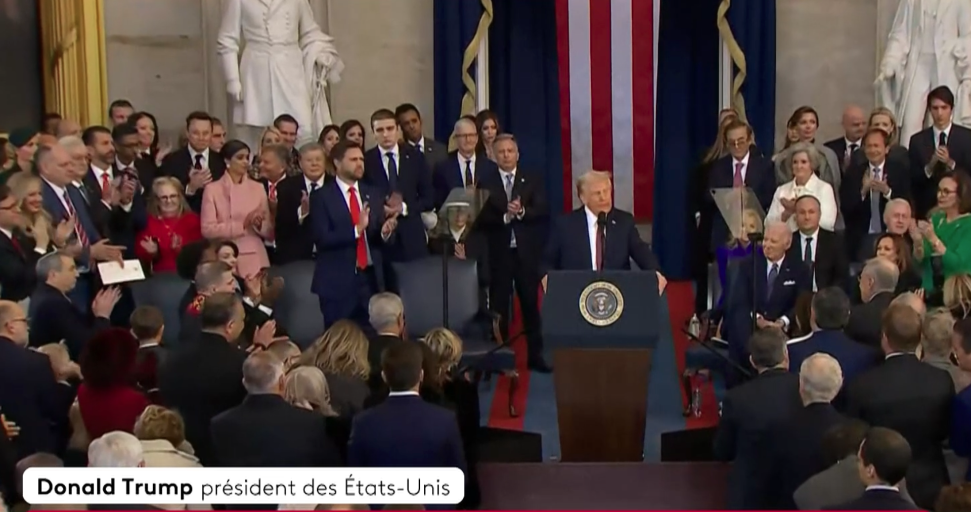 Investiture de Donald Trump : après avoir prêté serment, le républicain devient officiellement ...