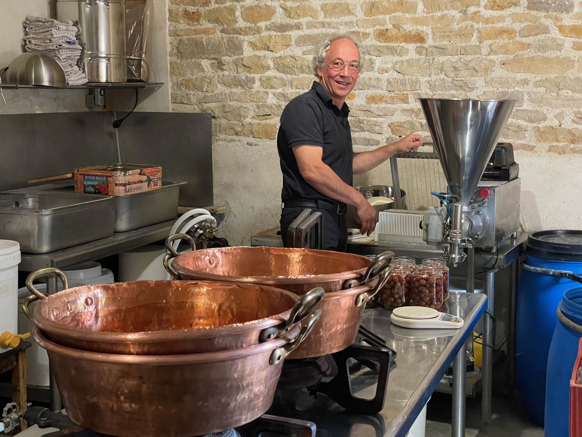 20 t de fruits transformées à l’ancienne chaque année à la Ferme ...