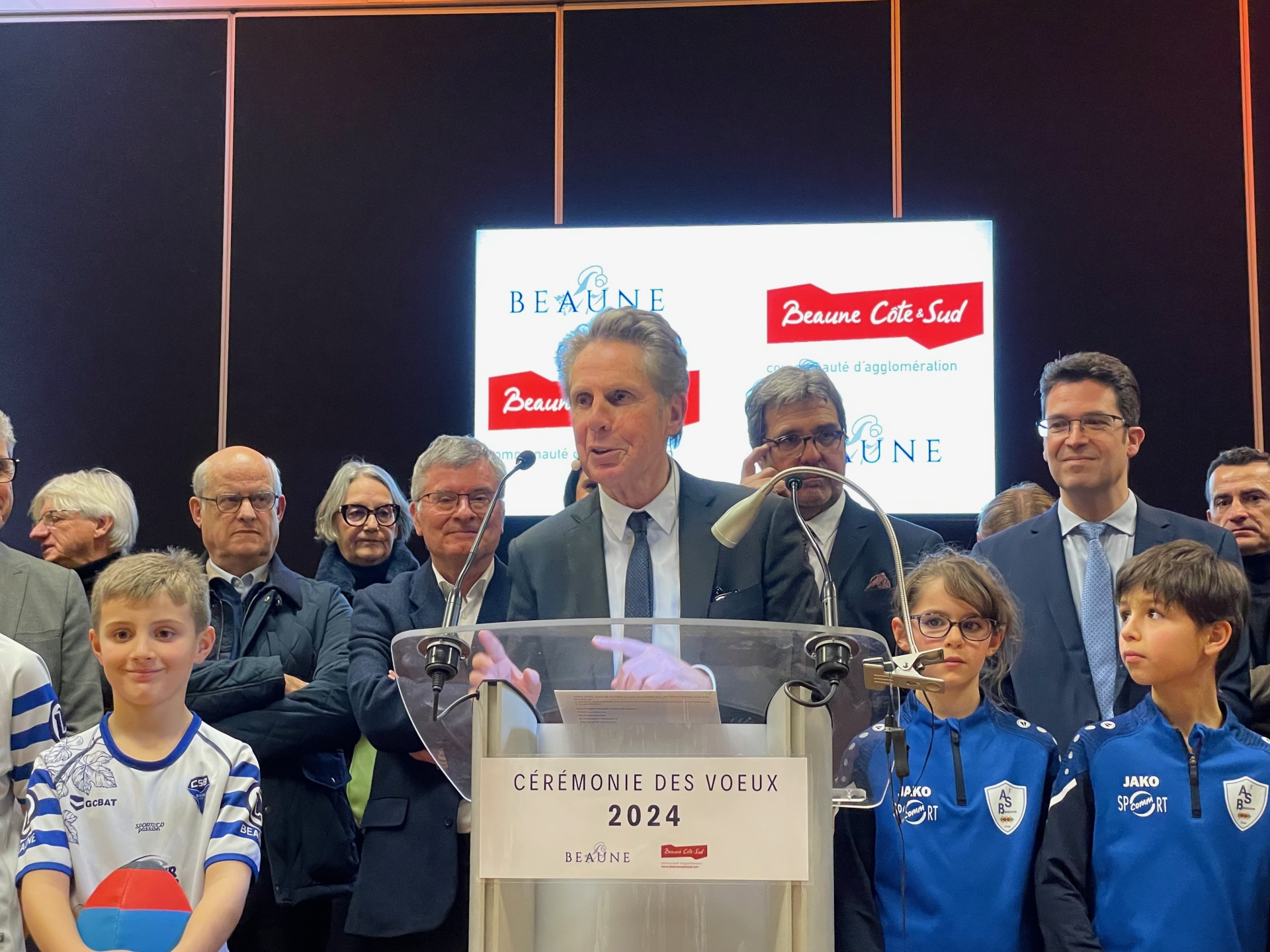 Alain Suguenot présente des projets d'avenir pour Beaune et l’agglomération lors de sa cérémonie ...