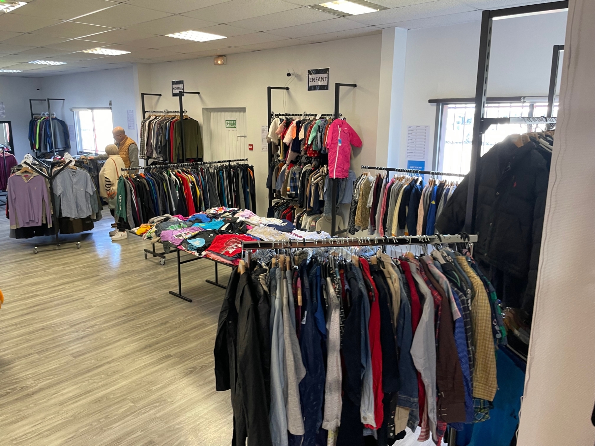 Beaune - Modern Frip', le rendez-vous des marques à mini prix, la nouvelle destination shopping ...