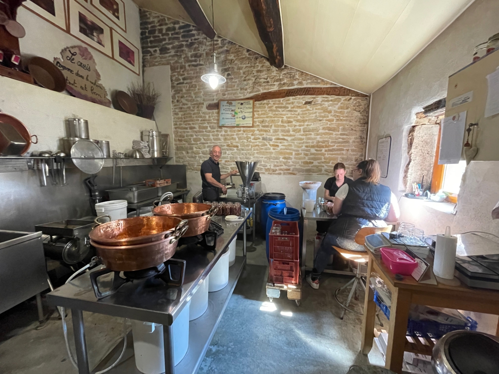 Saga familiale à Concœur avec 7 générations d’Olivier à la Ferme ...