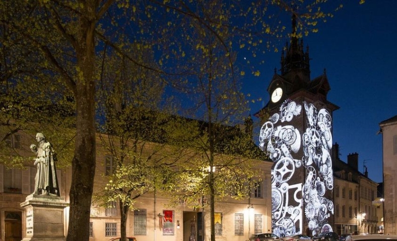 BEAUNE - Découvrez le beffroi à la tombée de la nuit ! - Toute l ...