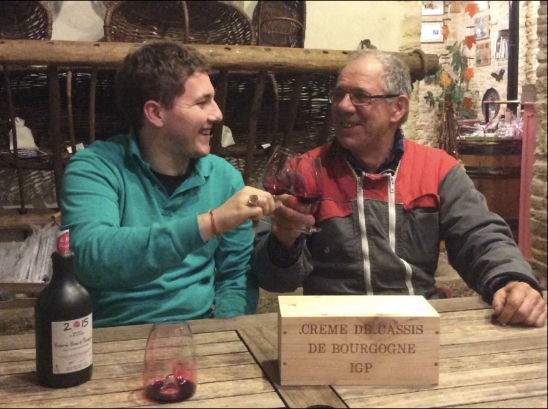 La crème de cassis en sélection parcellaire pour les 20 ans de la Ferme Fruirouge de Concœur ...