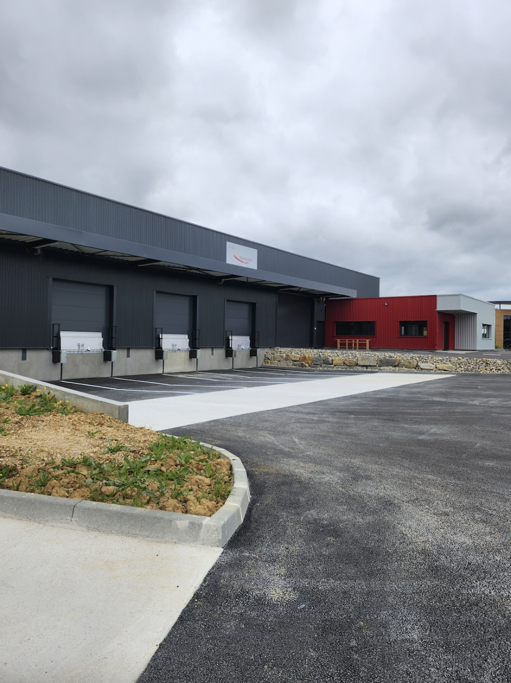 Beaune - Transvins Distribution s’est construit un nouvel outil - Toute ...