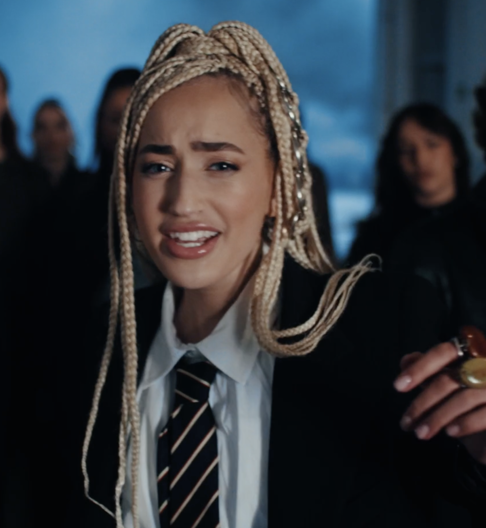 Eurovision 2026 : découvrez la chanson "Regarde !", interprétée par ...